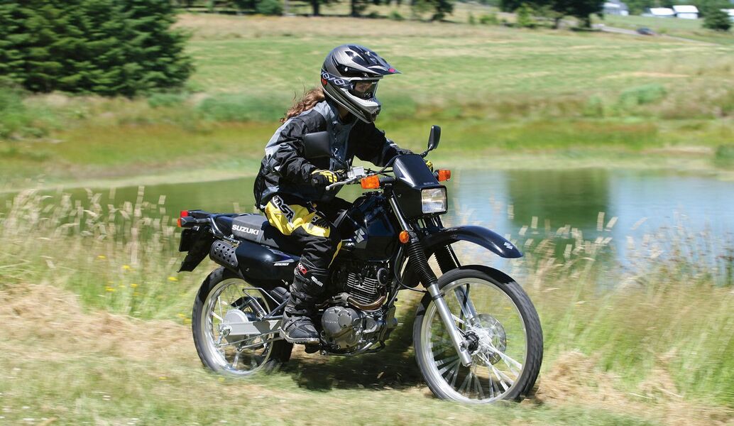 Suzuki Djebel 200 (DR200) - Enduro.team