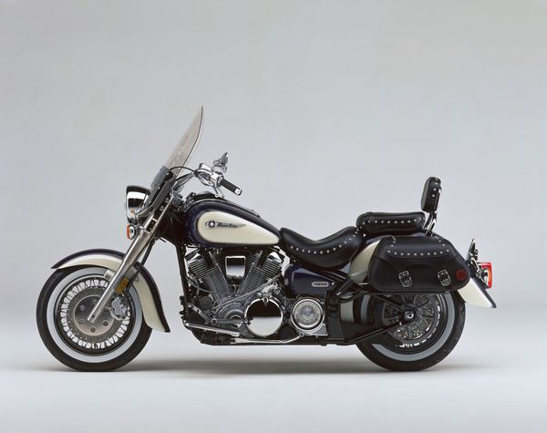 Yamaha XV1600 - Enduro.team